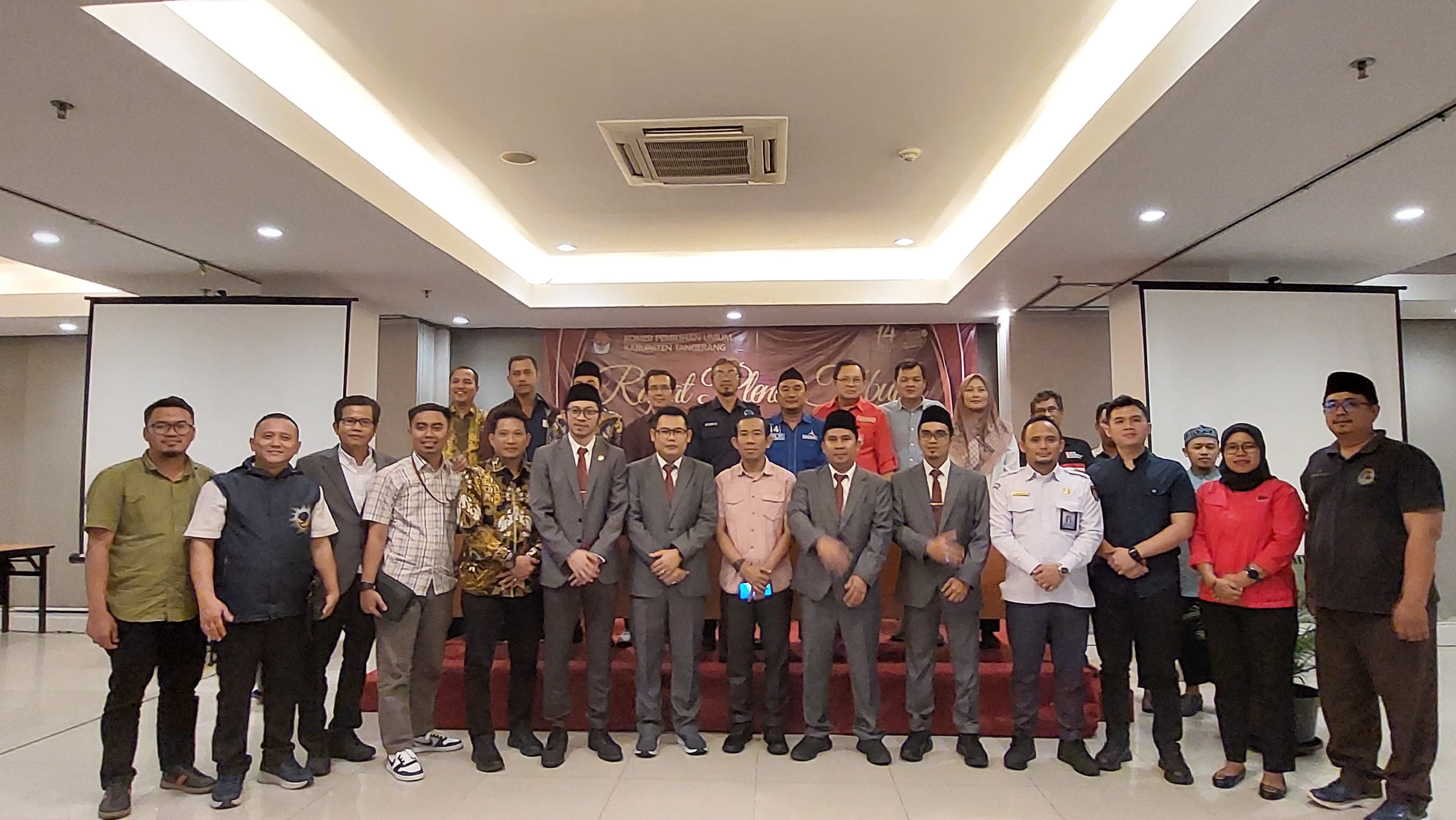 KPU KAB-TANGERANG - KPU Menetapkan Perolehan Kursi Parpol dan 55 Caleg Terpilih DPRD Kabupaten ...